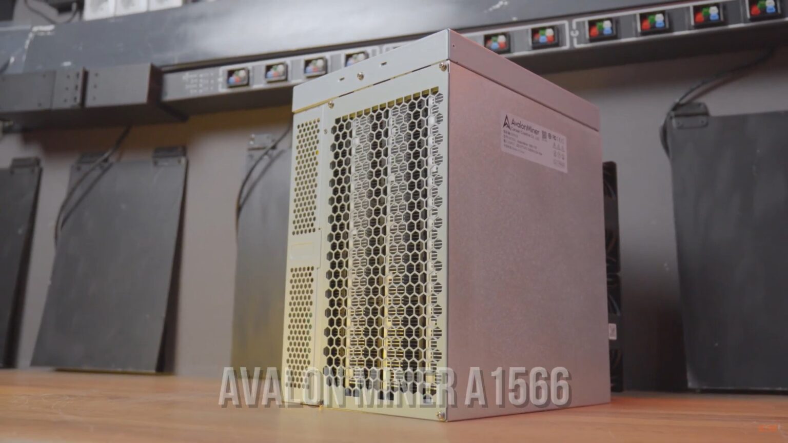 Какие асик-майнеры считаются лучшими в 2025 году — топ от профессионалов - GetAsic